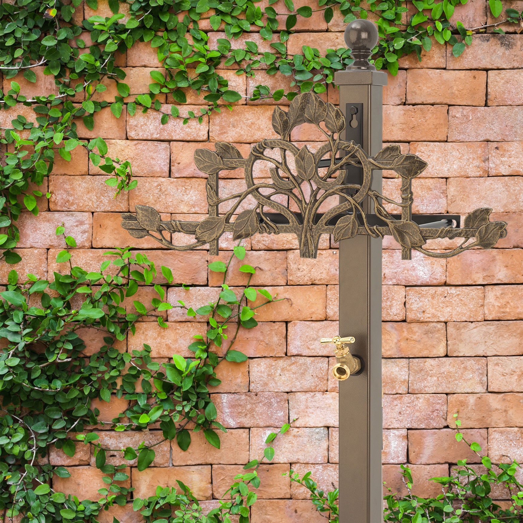 Stylish Vine & Trellis Hose Station | Roaman's