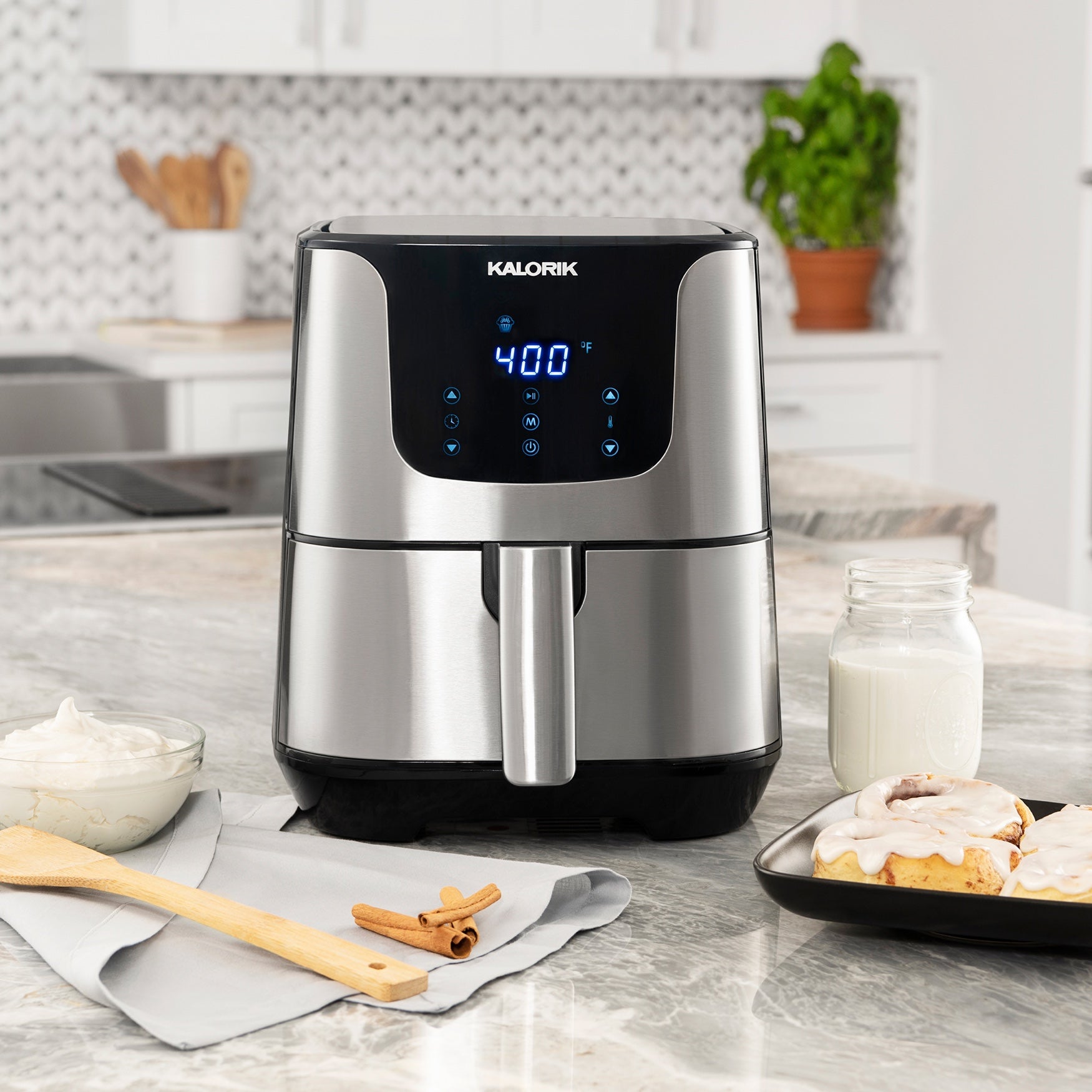 Stainless Steel XL Smart Fryer Pro with Trivet | Roaman's