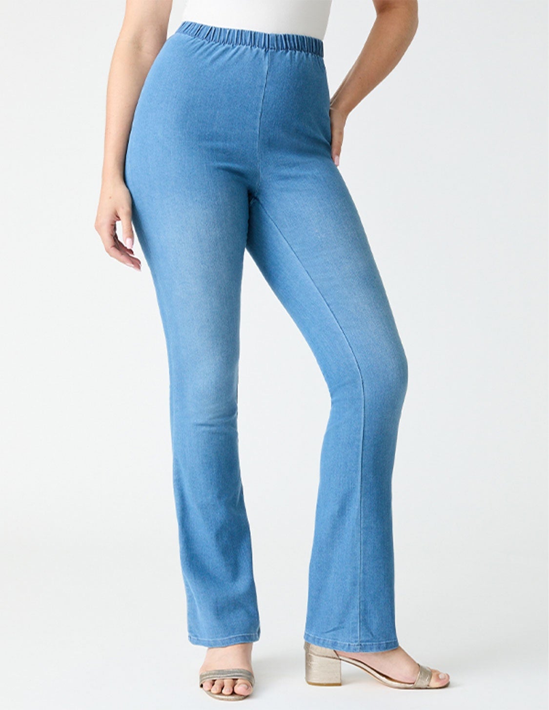 Stylish Women's Denim Fit Guide | Roaman's